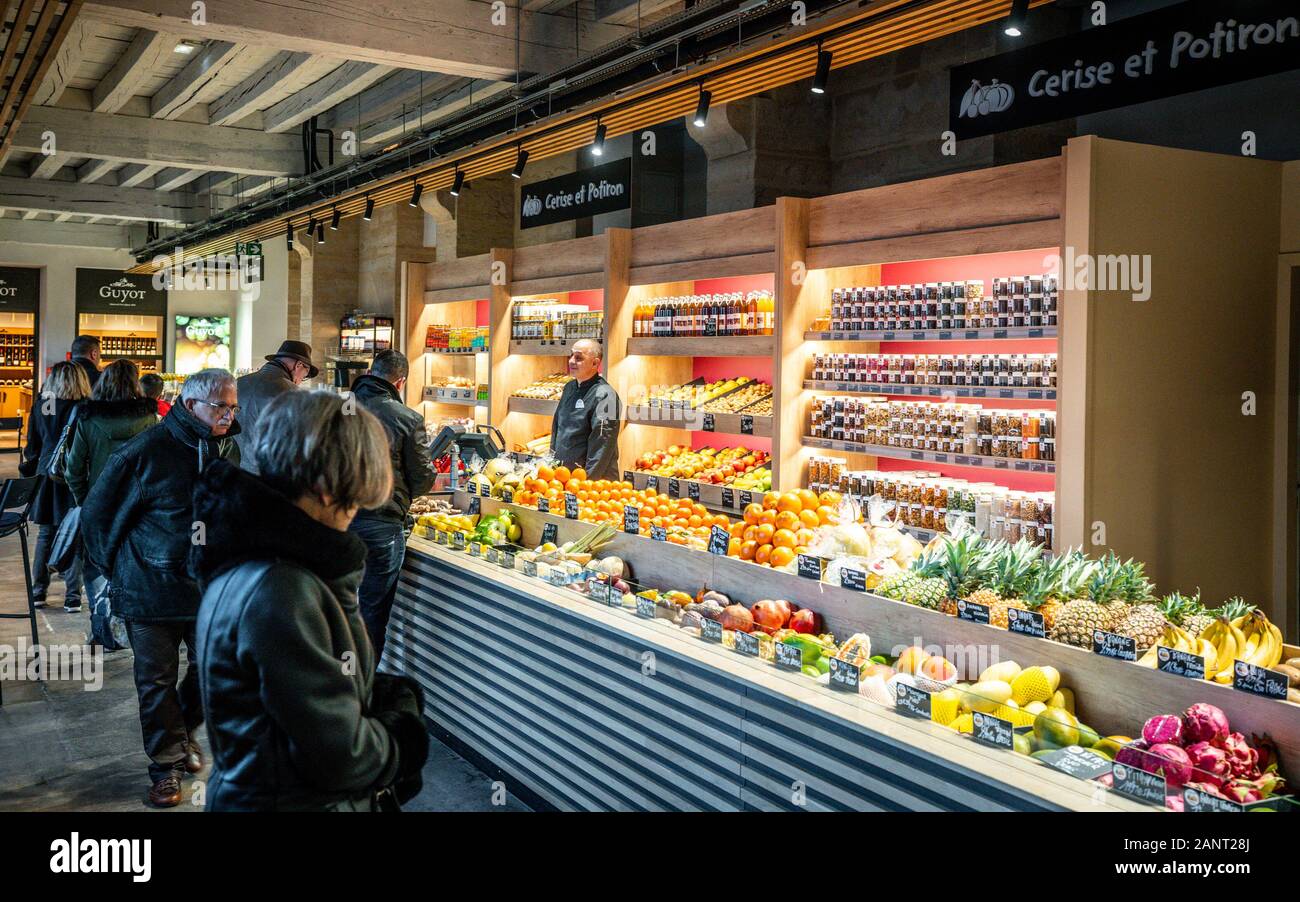 French food market les halles hi-res stock photography and images - Alamy