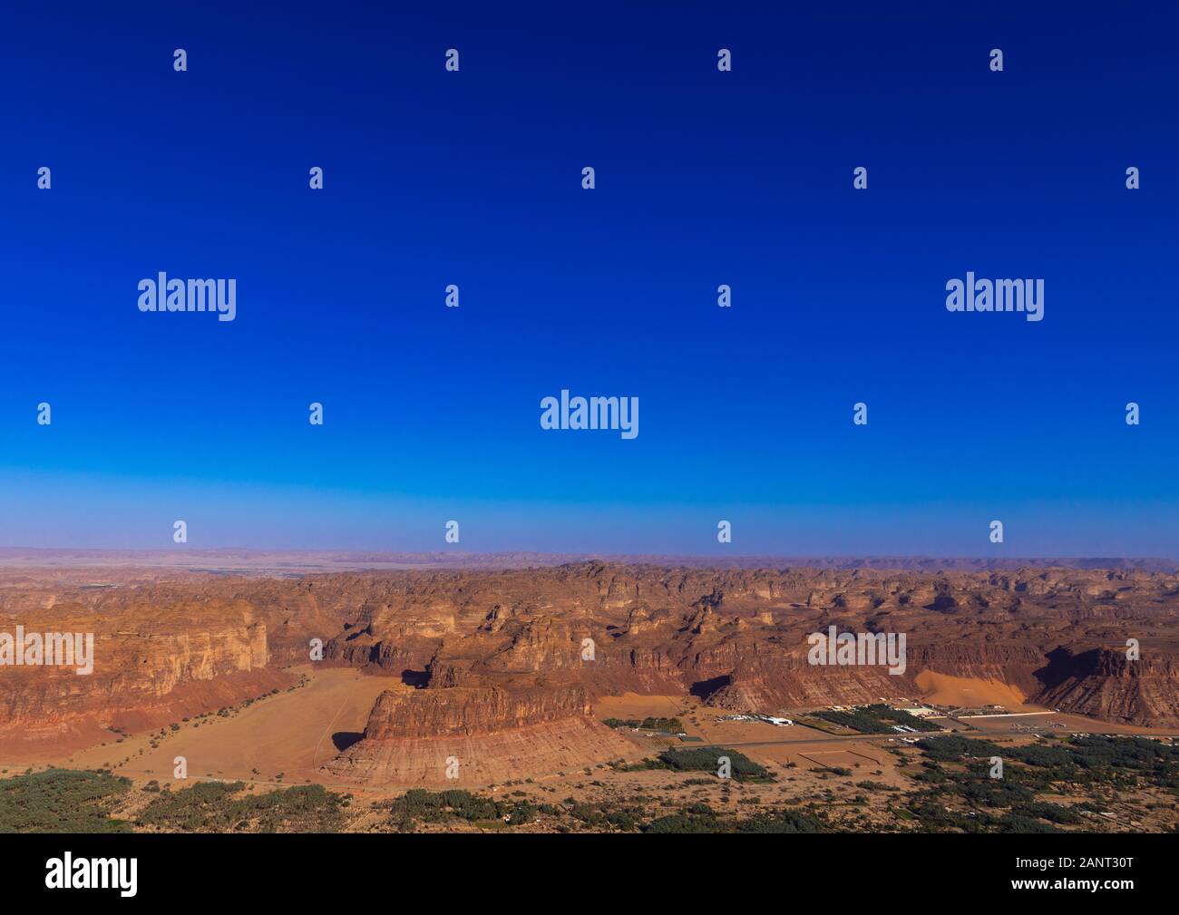 Mountains of the wadi al-Qura, Al Madinah Province, Alula, Saudi Arabia ...