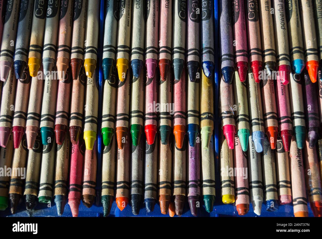 Crayola crayons hi-res stock photography and images - Alamy