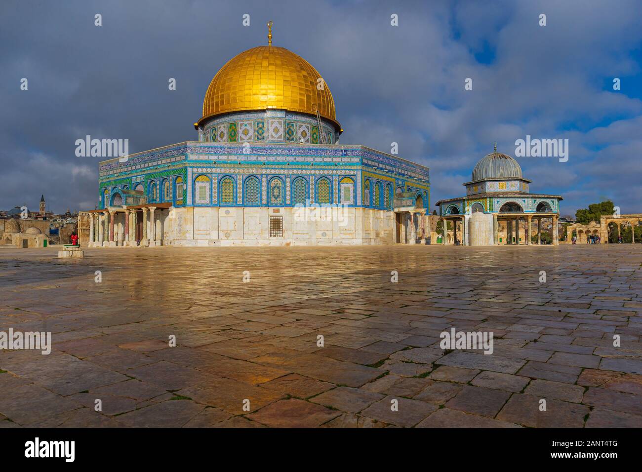 The Dome of the Rock and the Dome of the Chain in Jerusalem, Israel ...