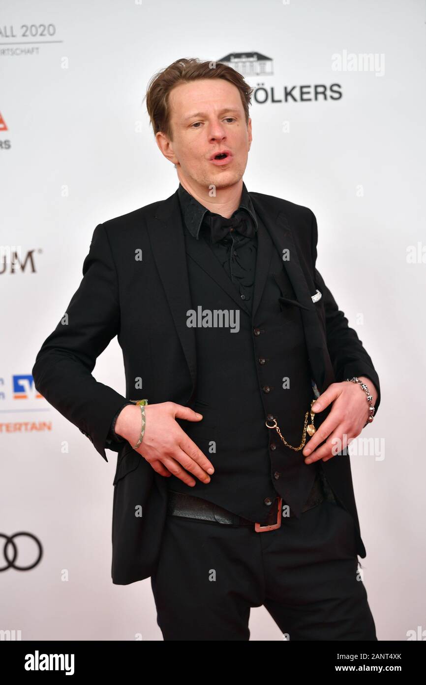Munich, Germany. 18th Jan, 2020. Alexander SCHEER (actor), single image ...