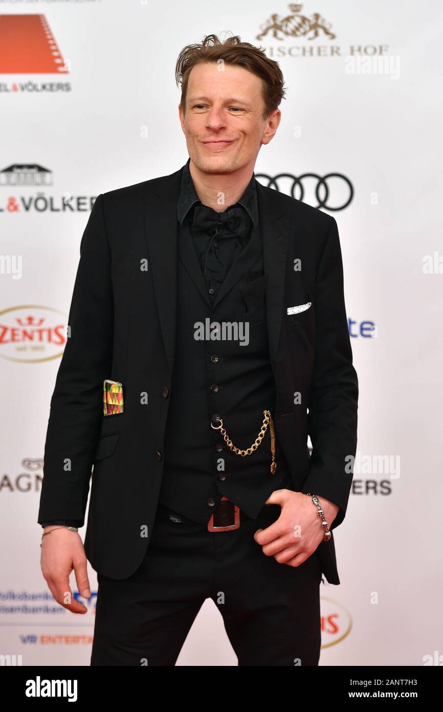 Munich, Germany. 18th Jan, 2020. Alexander SCHEER (actor), single image ...