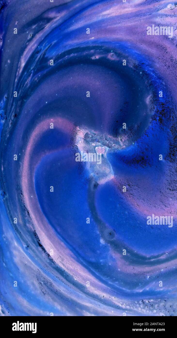 Soap bubble experiments hi-res stock photography and images - Alamy