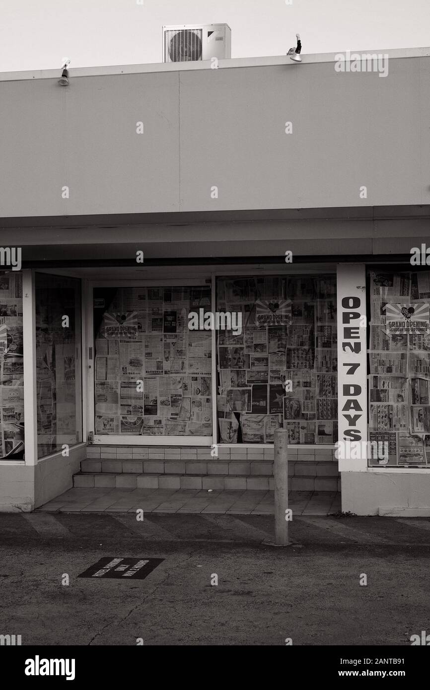 Closed shop with papered over windows at Stones Corner Brisbane Stock ...