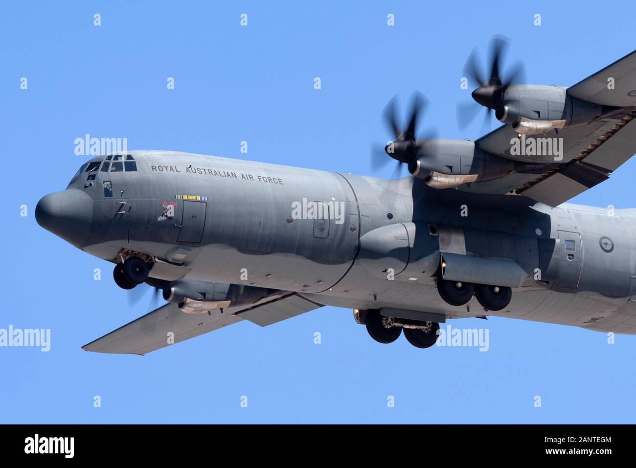 Royal Australian Air Force Lockheed Martin C-130J-30 Hercules military ...