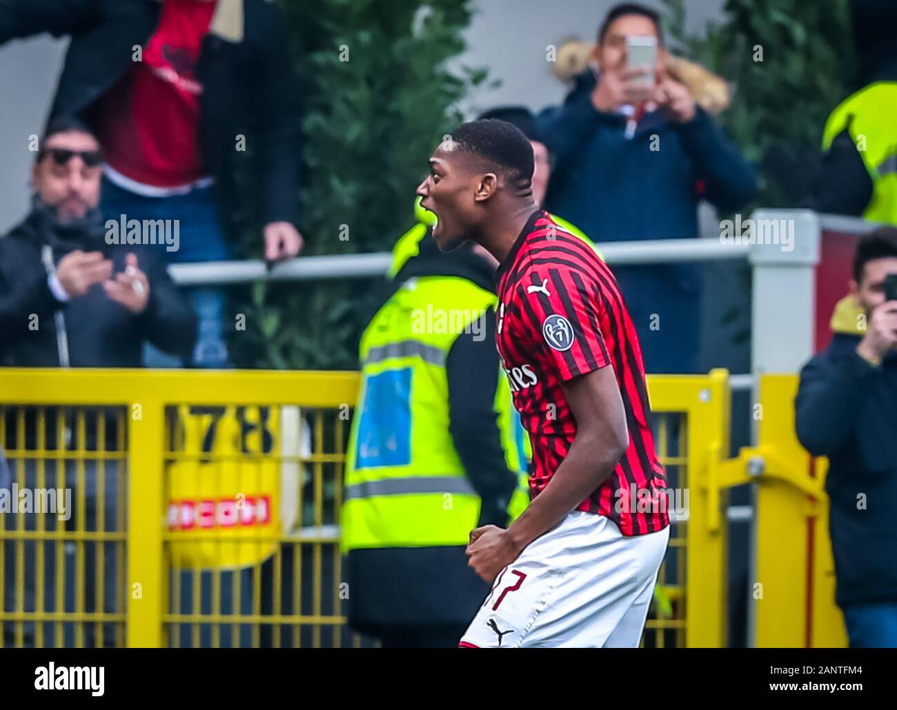 Rafael leao of ac milan celebrate goal hi-res stock photography and ...