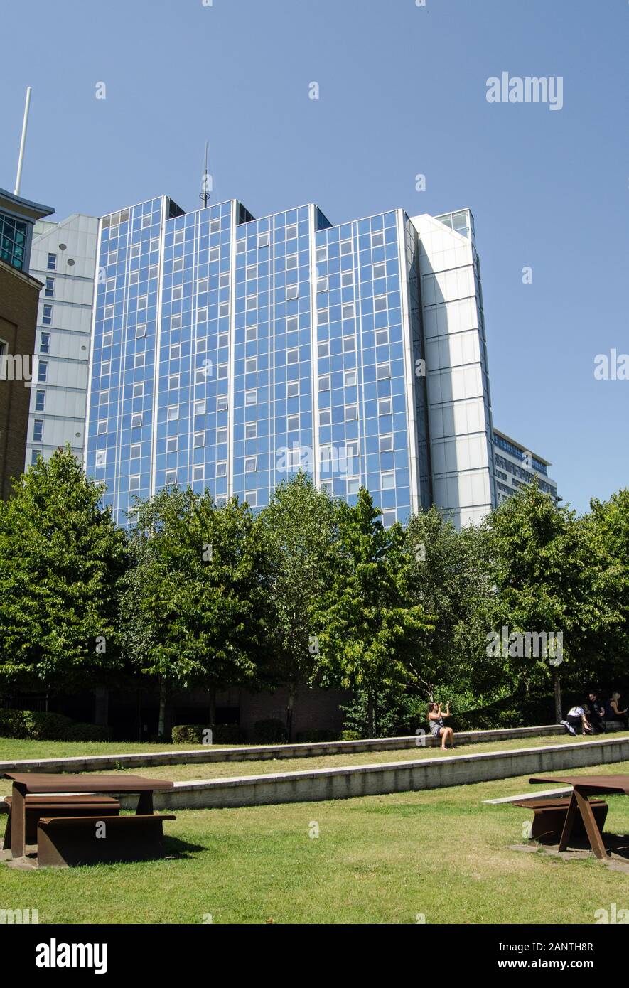 Basingstoke town centre hi-res stock photography and images - Alamy