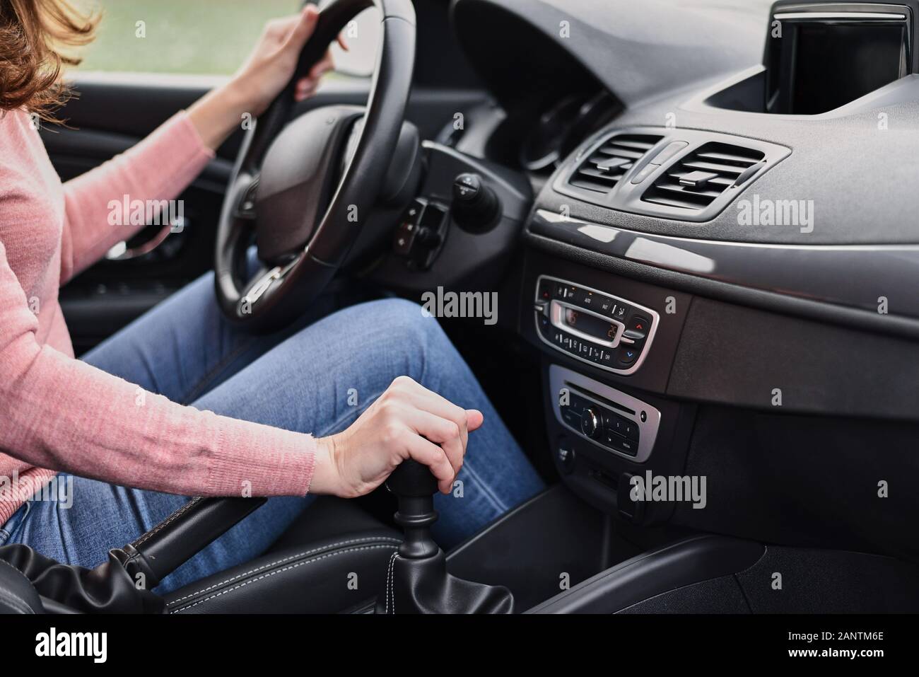 Driving hand on gear stick hi-res stock photography and images - Alamy