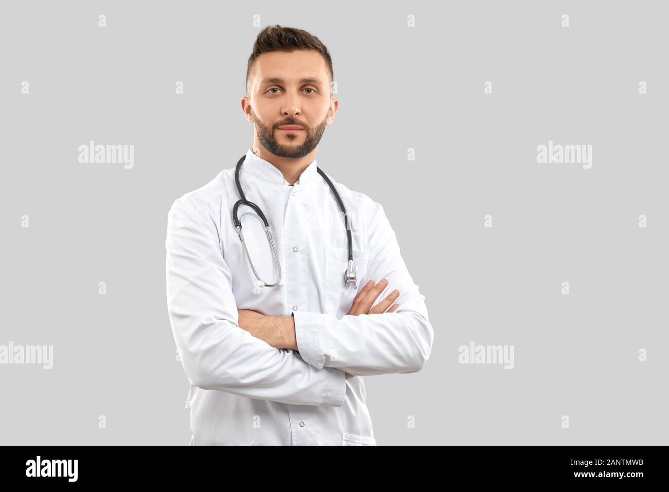 Doctor wearing lab coat hi-res stock photography and images - Alamy