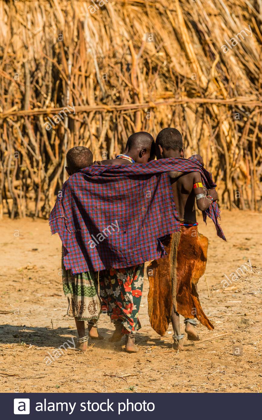 Arbore Girls High Resolution Stock Photography and Images - Alamy