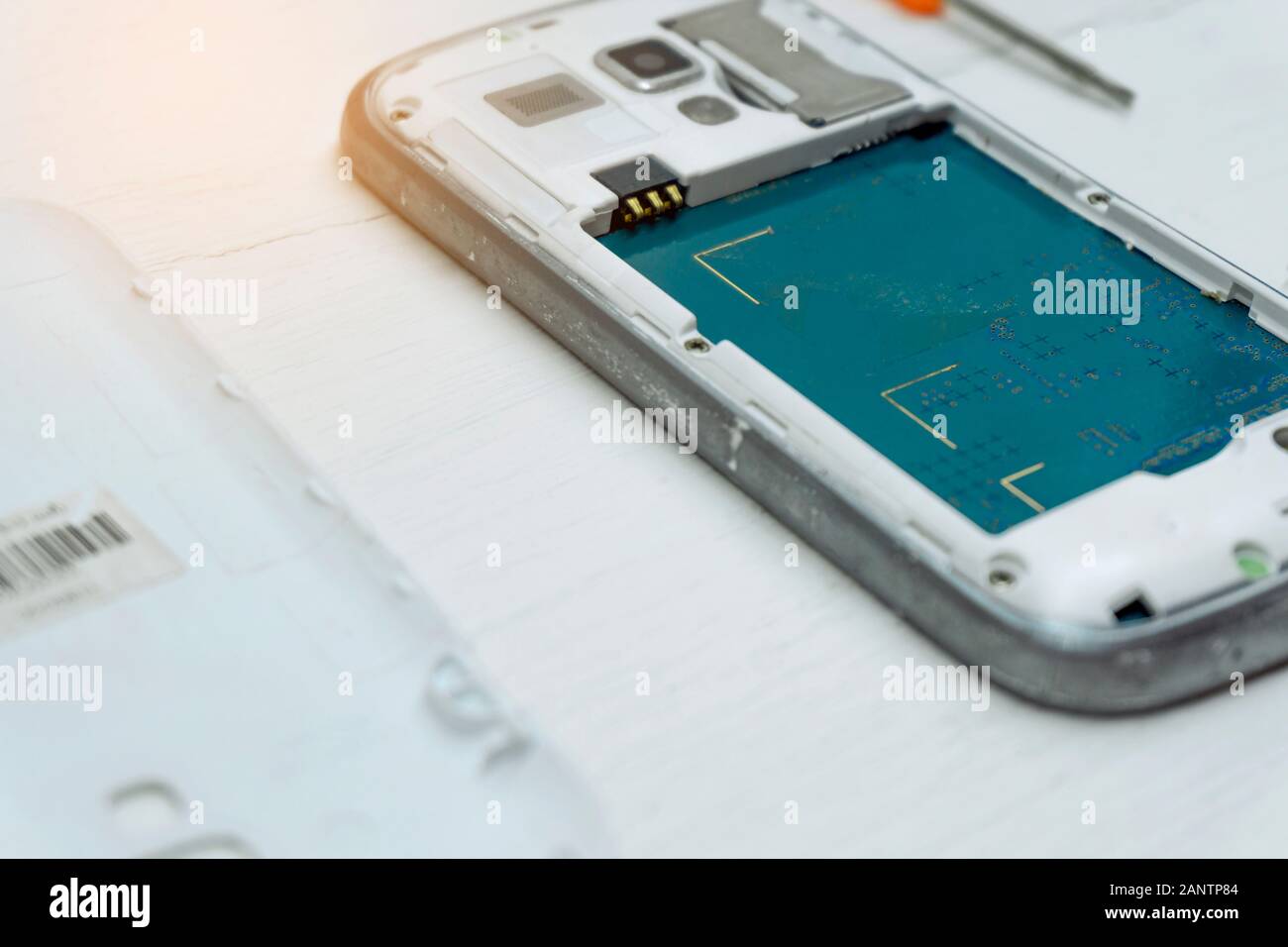 Phone repairs hi-res stock photography and images - Alamy