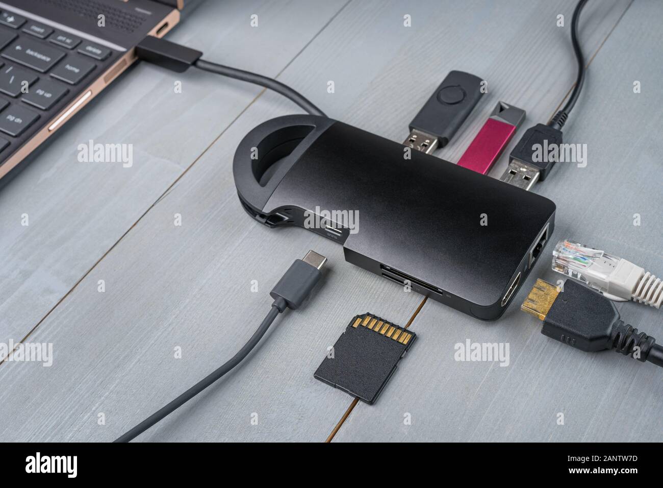 Pendrive connector hi-res stock photography and images - Alamy