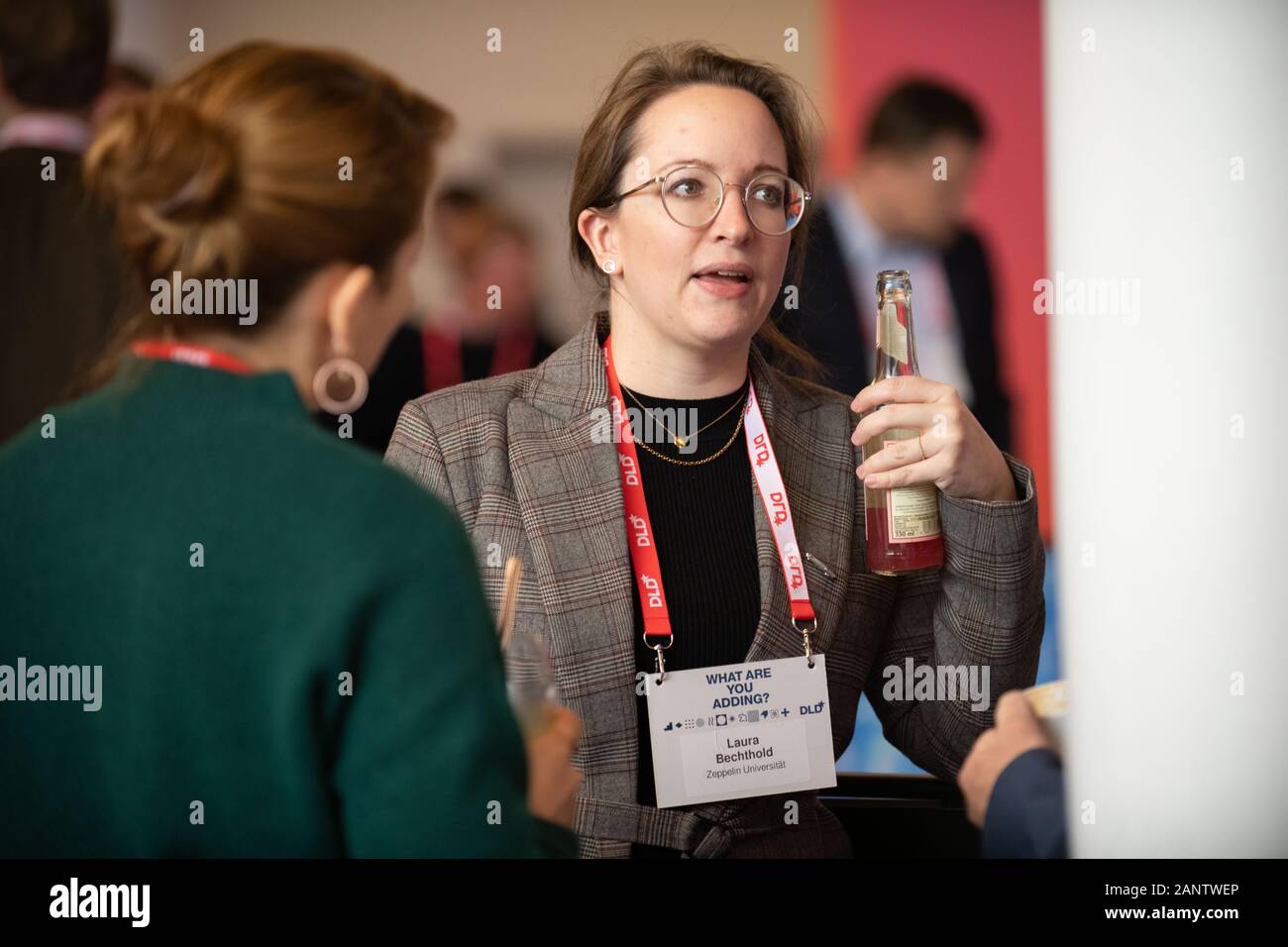 Zeppelin university hi-res stock photography and images - Alamy