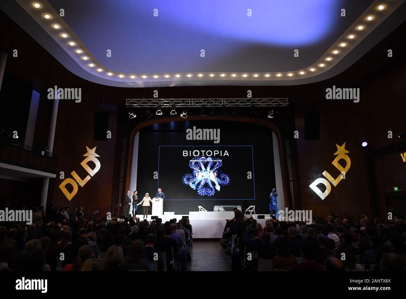 19 January 2020, Bavaria, Munich: Stephanie Czerny (Managing Director ...