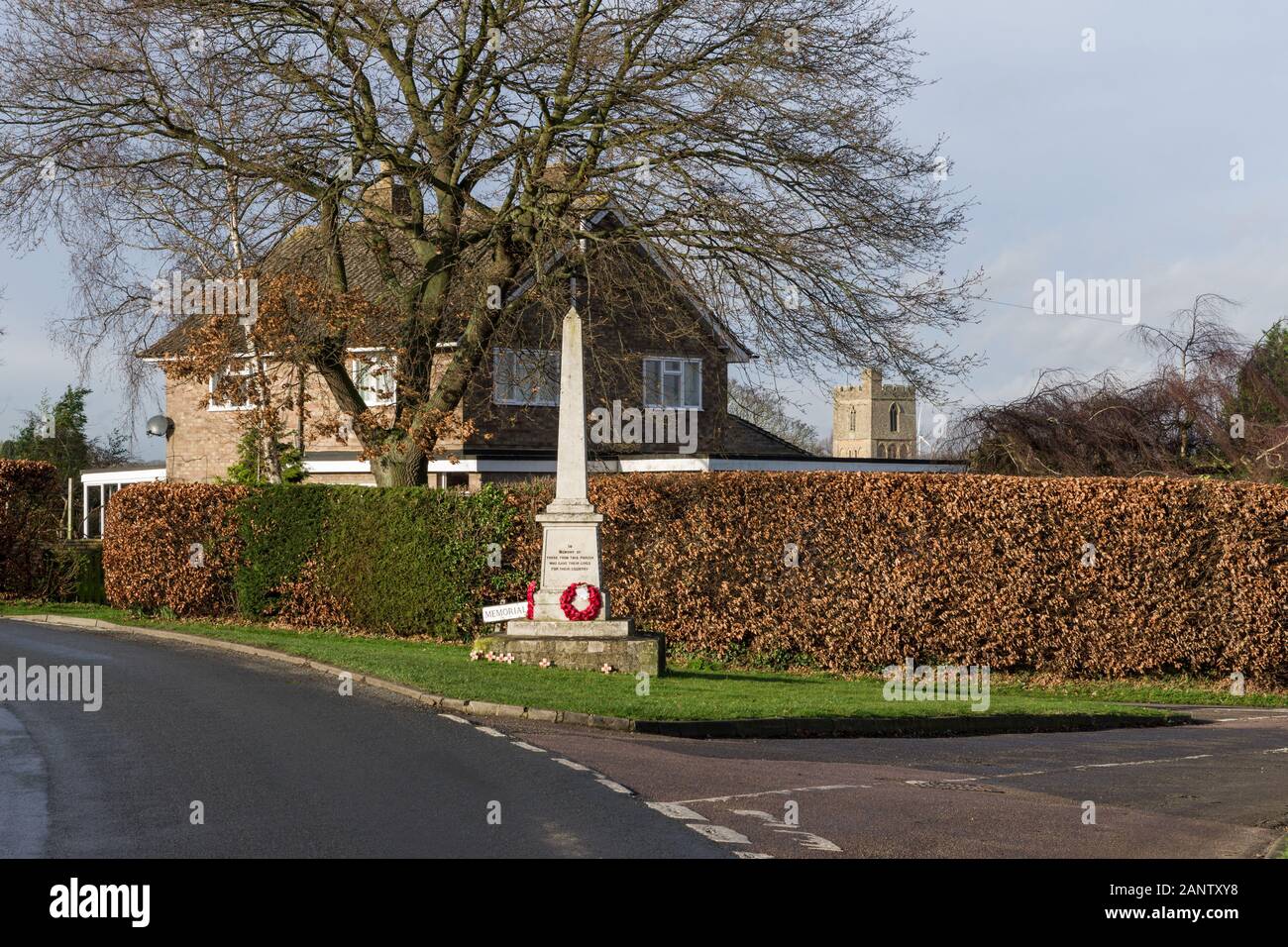 War memorial on the outskirts of the village of Felmersham ...