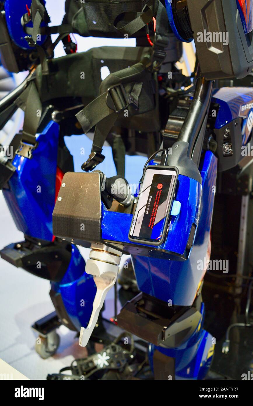 Battery powered exoskeleton hi-res stock photography and images - Alamy