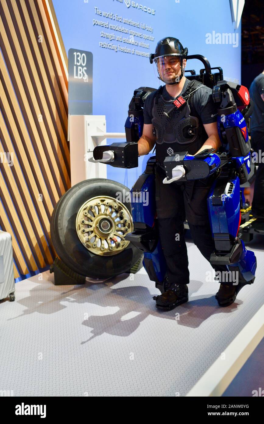 Powered exoskeleton suit hi-res stock photography and images - Alamy