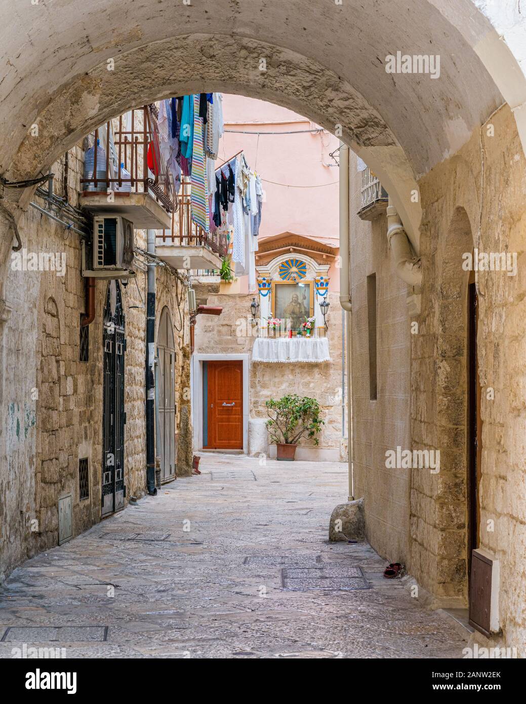 Scenic sight in old town Bari, Puglia (Apulia), southern Italy Stock ...