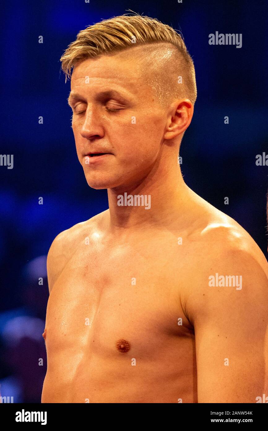 Sebastiian Formella bei der SES Boxing & EC Boxing Box Gala in der Edel ...