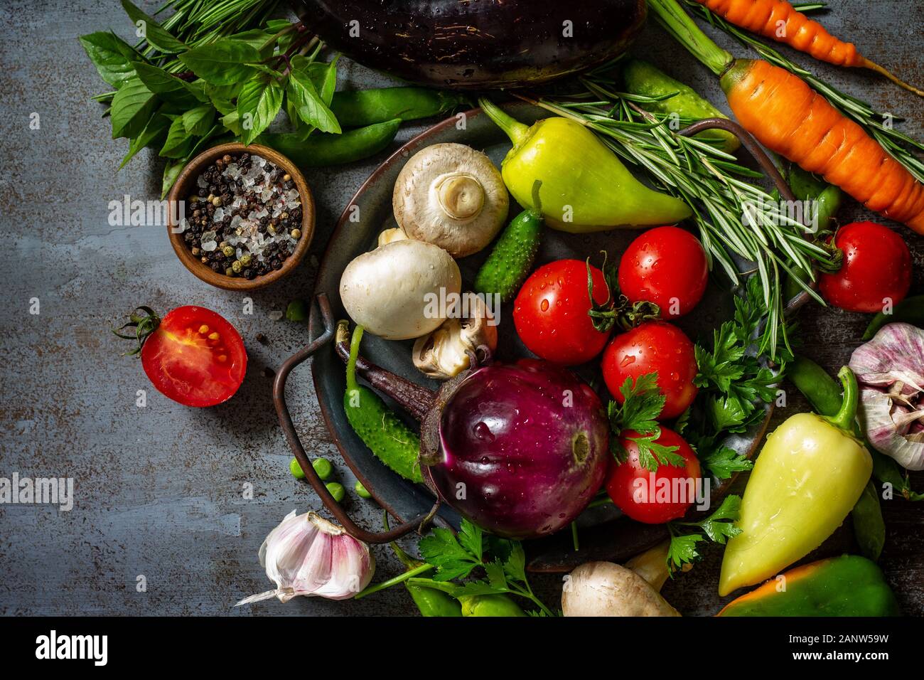 Organic food background. Assorted raw organic vegetables, healthy food ...