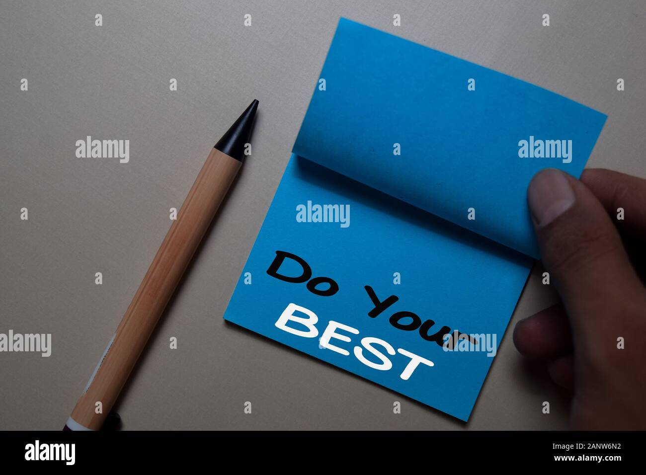 Do Your Best write on a sticky note isolated on office desk Stock Photo ...