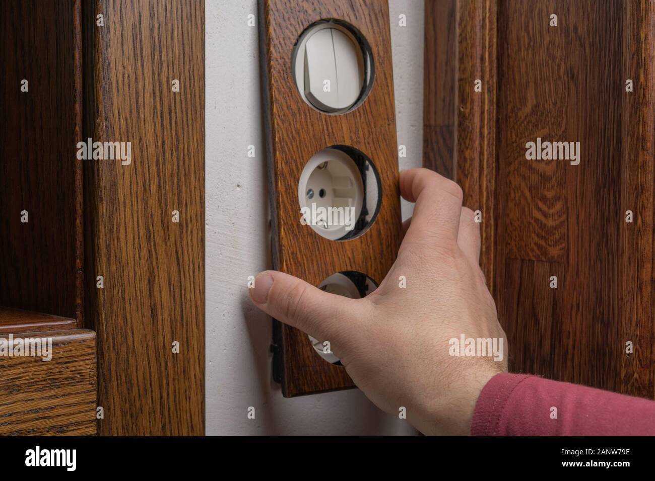 Wall socket . The process of installing an electrical outlet ...