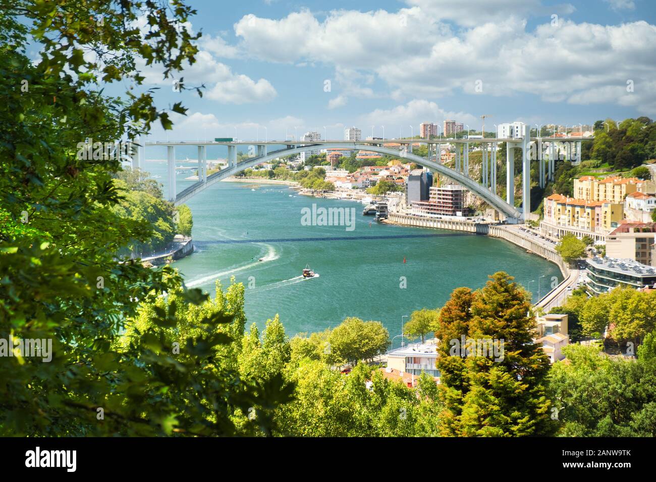 Arrábida bridge douro river hi-res stock photography and images - Alamy