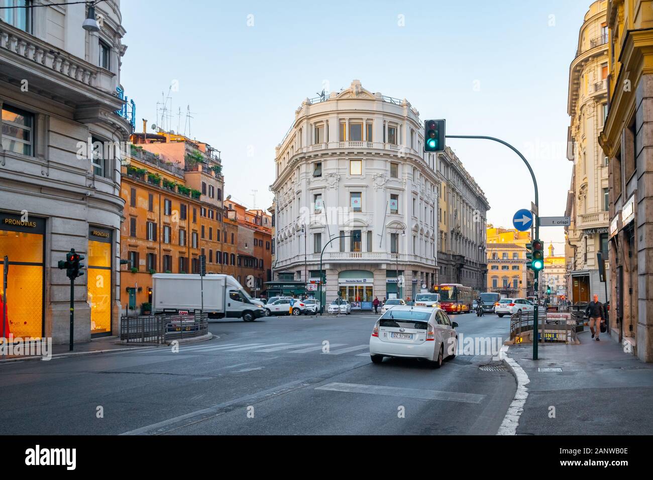 Rome, Italy - 28 October 2019: Streets of Rome, people activity Stock ...