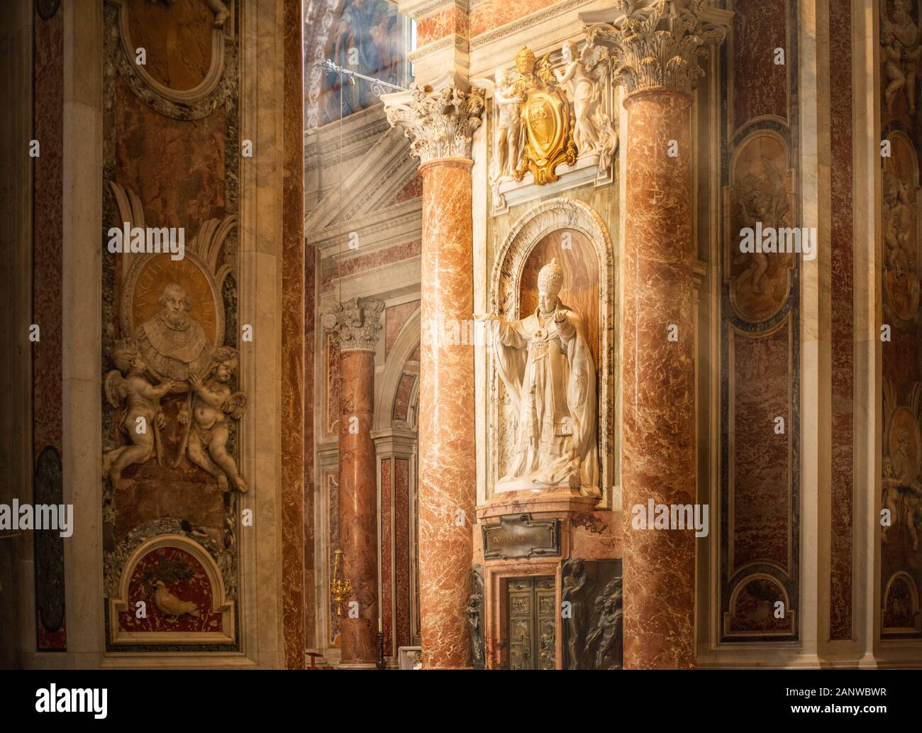 VATICAN - November 11, 2018: Inside the St. Peter's Basilica, Rome ...