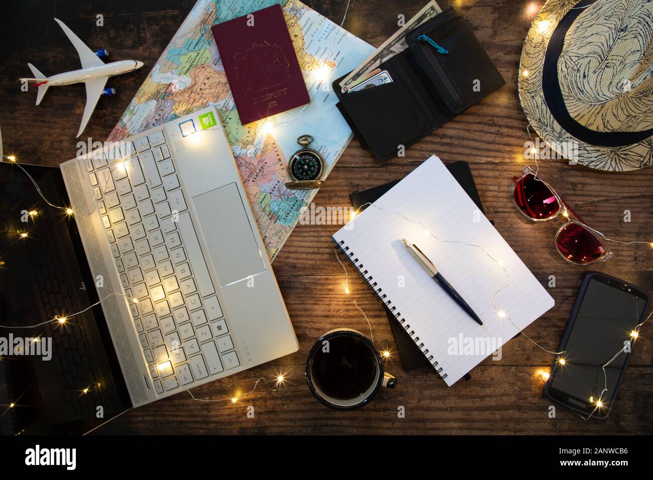 Flight planning hi-res stock photography and images - Alamy