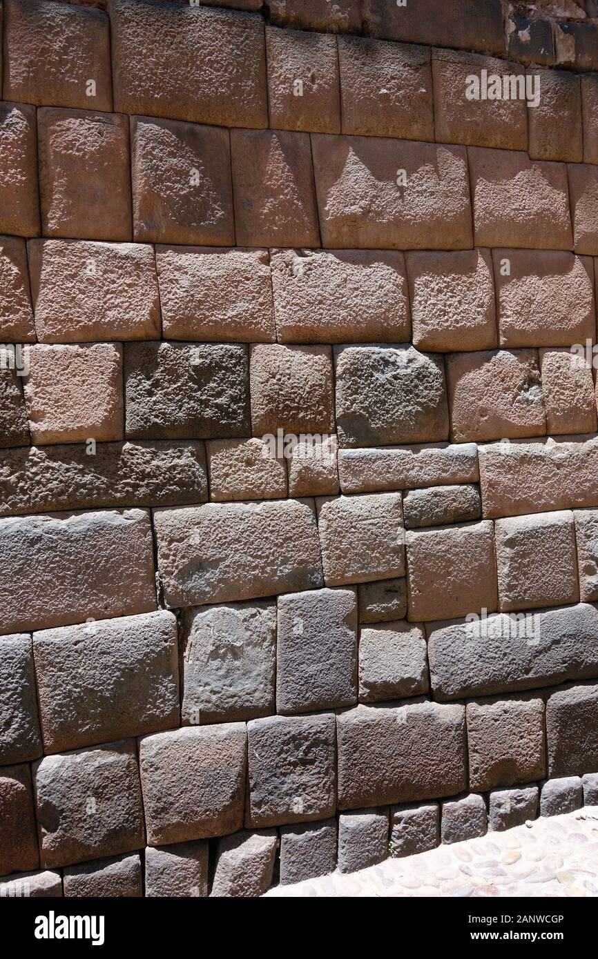 Inca stone wall, downtown, Cuzco, Cusco, Peru, South America, UNESCO ...
