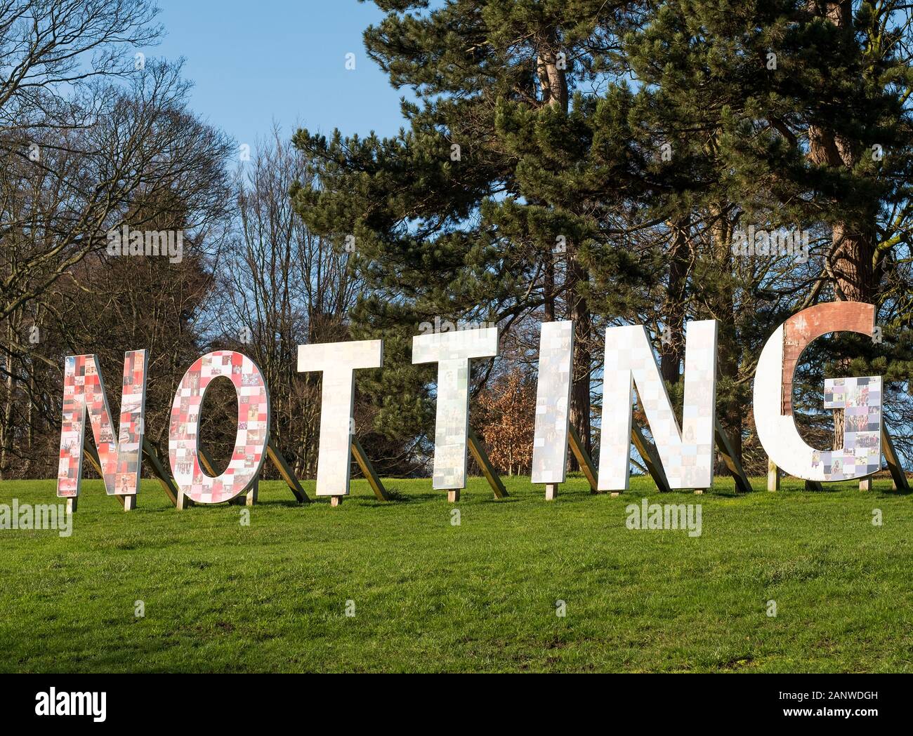 Welcome sign at The University of Nottingham Stock Photo - Alamy