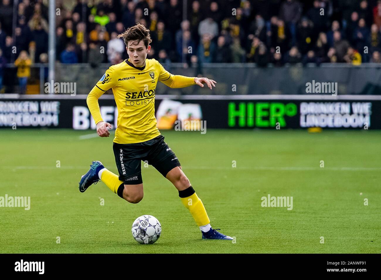 Simon janssen hi-res stock photography and images - Alamy