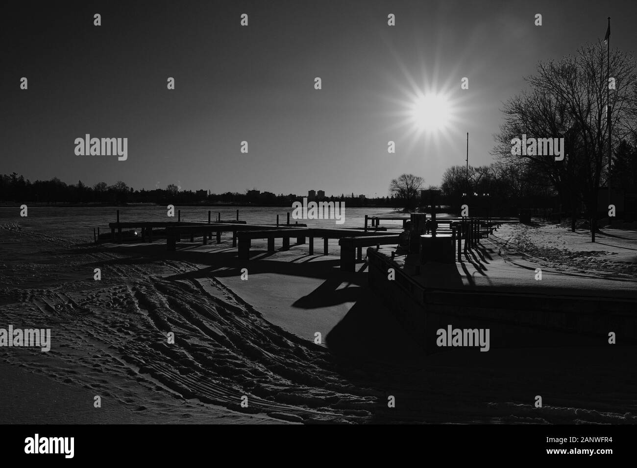 Ottawa weather Black and White Stock Photos & Images - Alamy