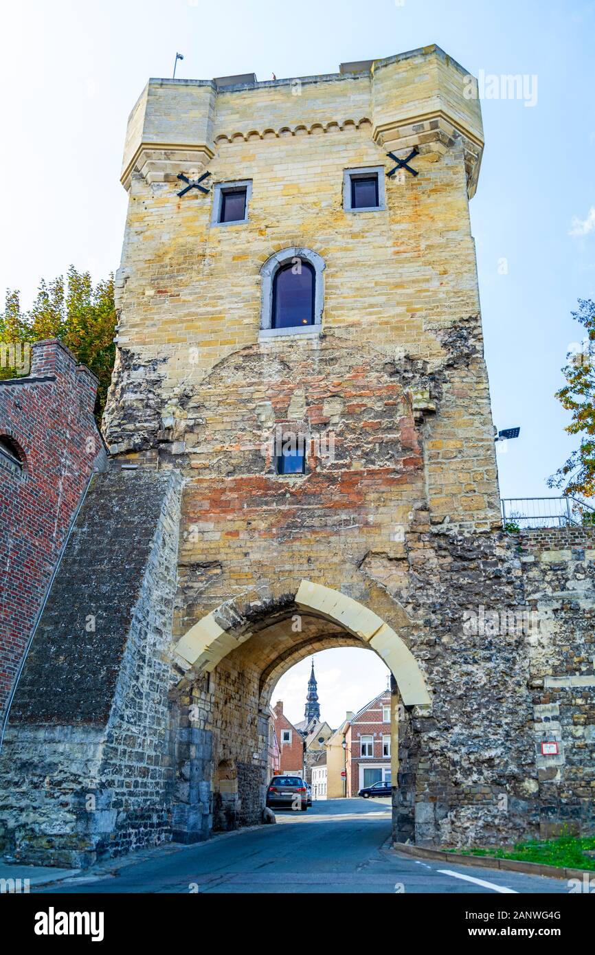 The medieval Moerenpoort-Moerentoren (Moeren Gate - Moeren Tower) in Tongeren, Belgium Stock ...