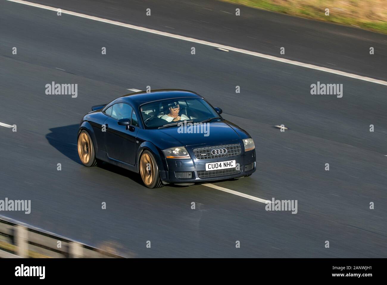 Bhp symbol hi-res stock photography and images - Alamy