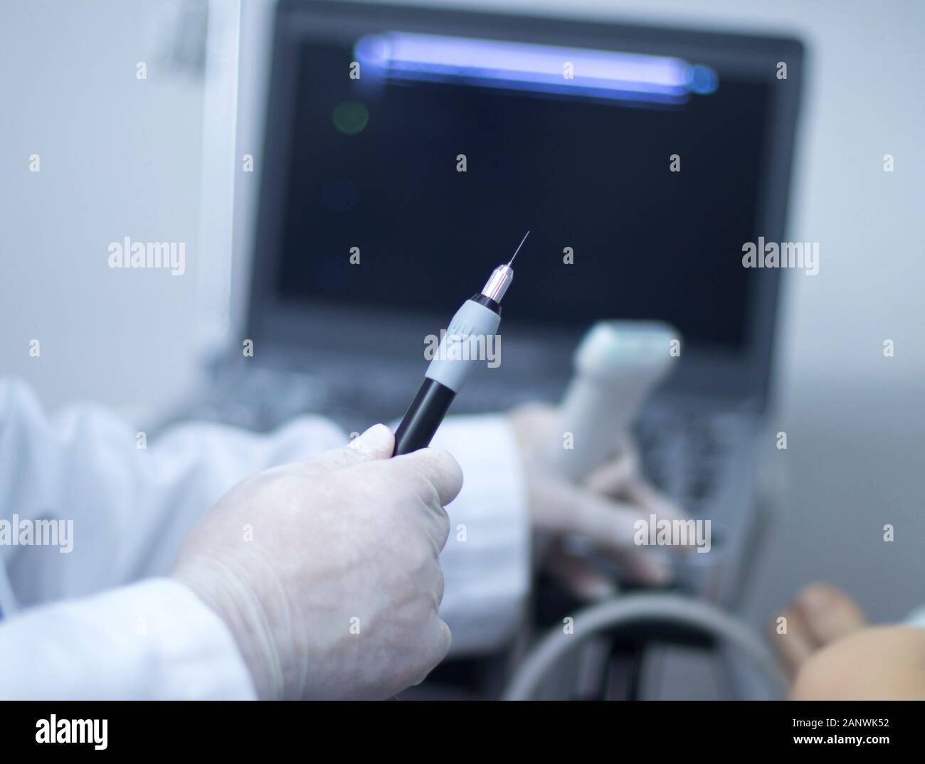 EPI Intratissue Percutaneous Electrolysis dry needling ultrasound ecography scan physiotherapy ...