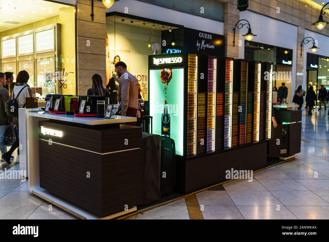 Mega mall romania hi-res stock photography and images - Alamy