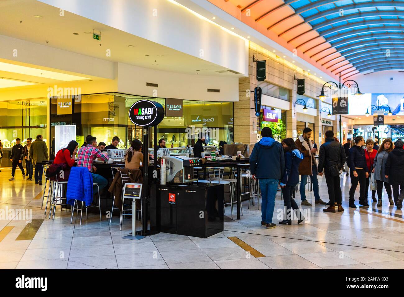 Mega mall romania hi-res stock photography and images - Alamy