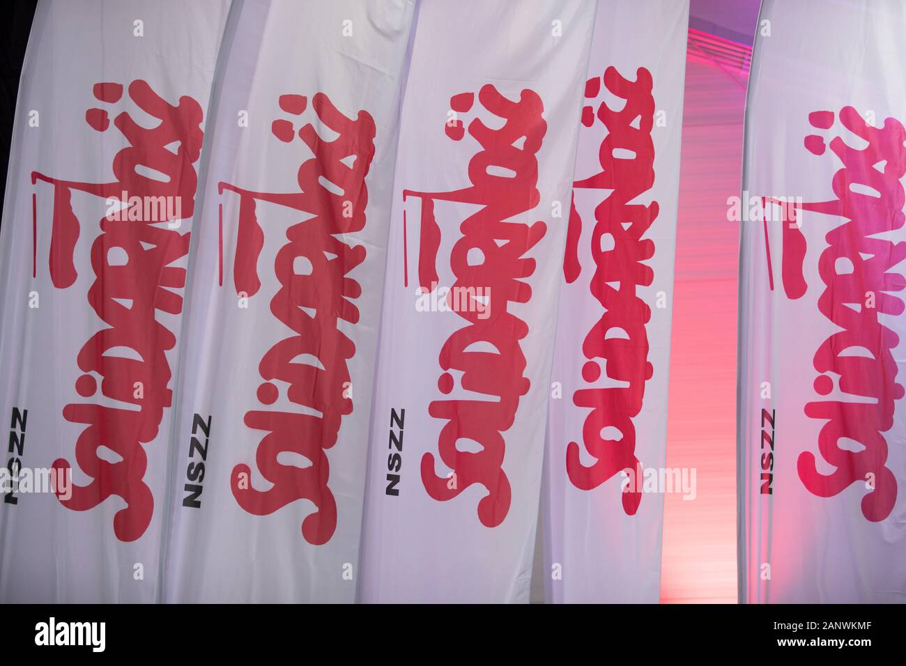 Solidarnosc flag hi-res stock photography and images - Alamy