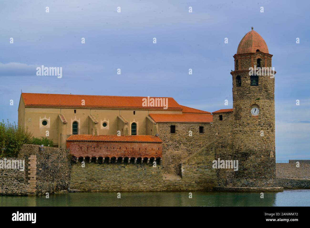Famous medieval church hi-res stock photography and images - Alamy