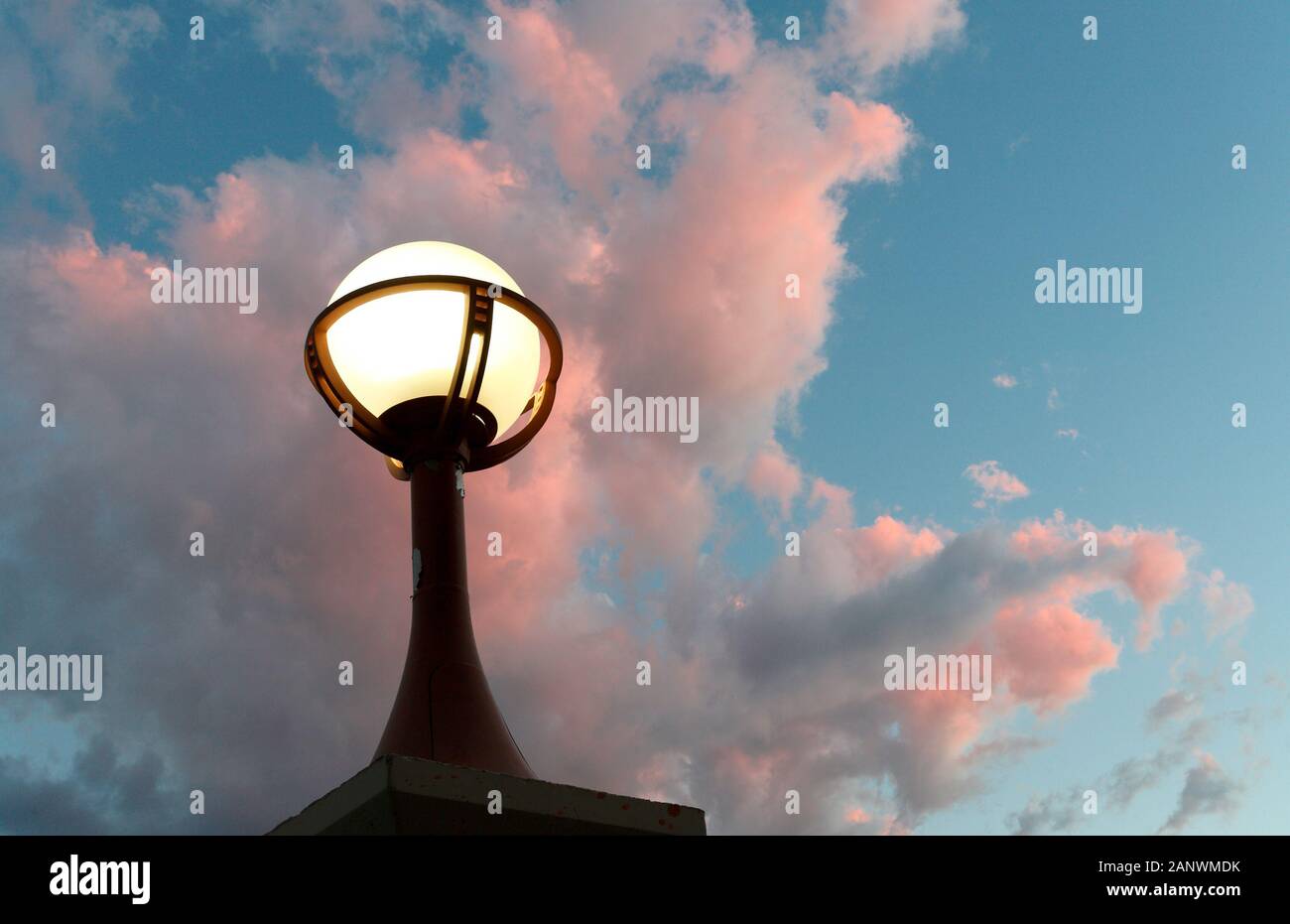 Street Light at Sunset, Phoenix, Arizona, USA Stock Photo - Alamy