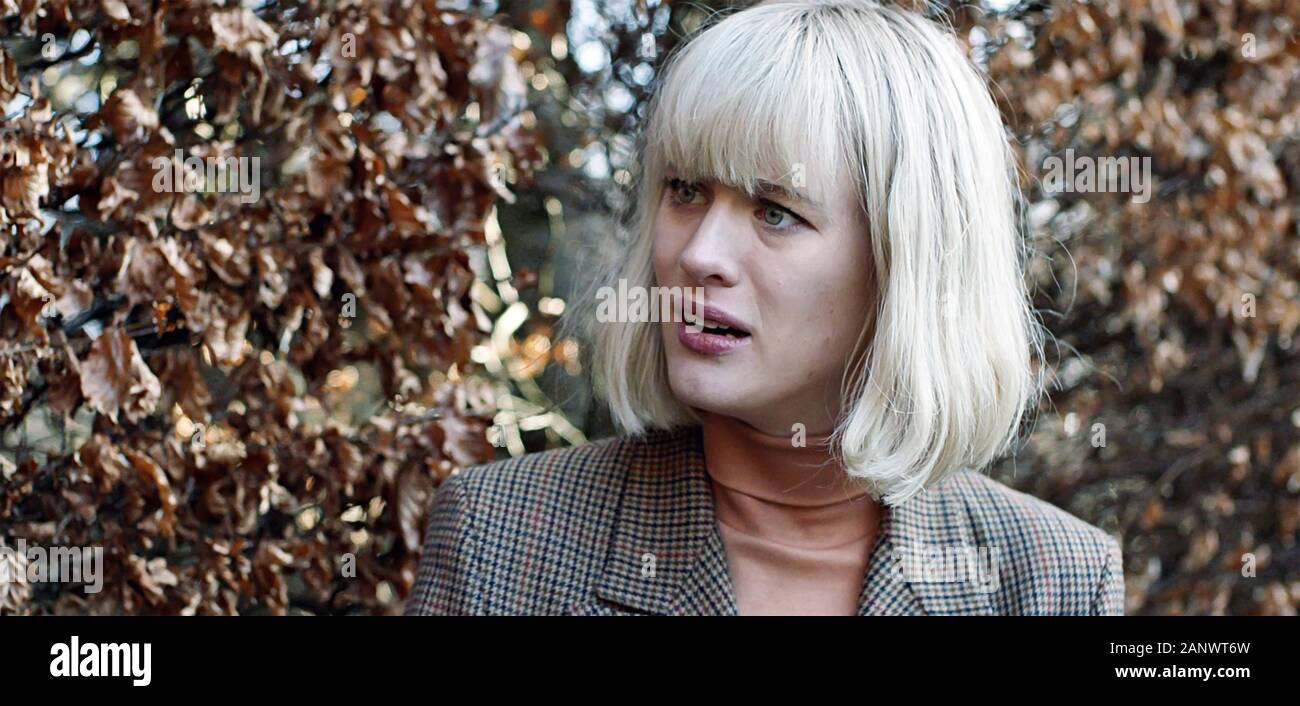 USA. Mackenzie Davis in a scene from ©Universal Pictures new film : The ...