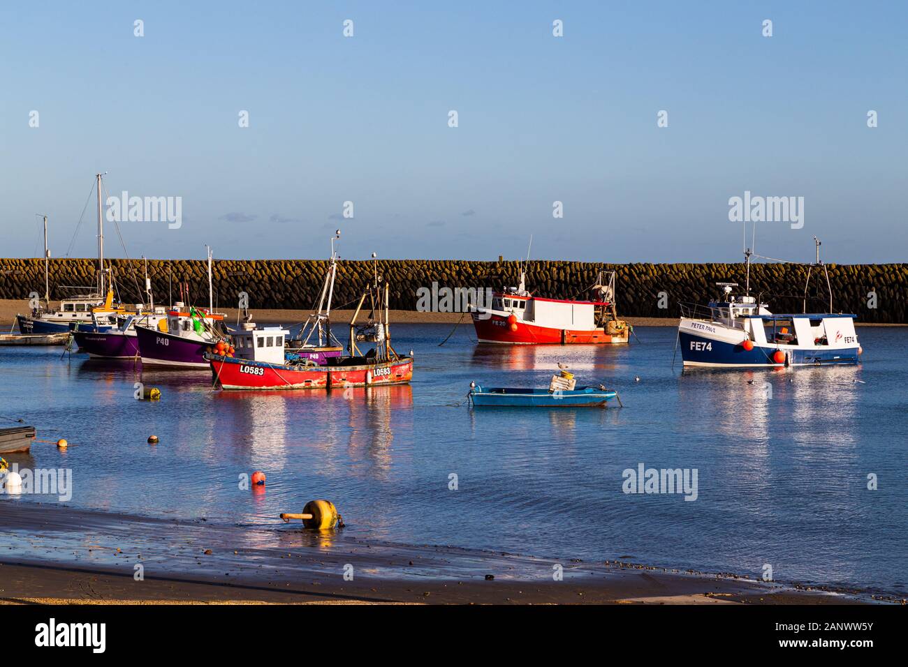 Folkestone harbour fishing boats hi-res stock photography and images ...
