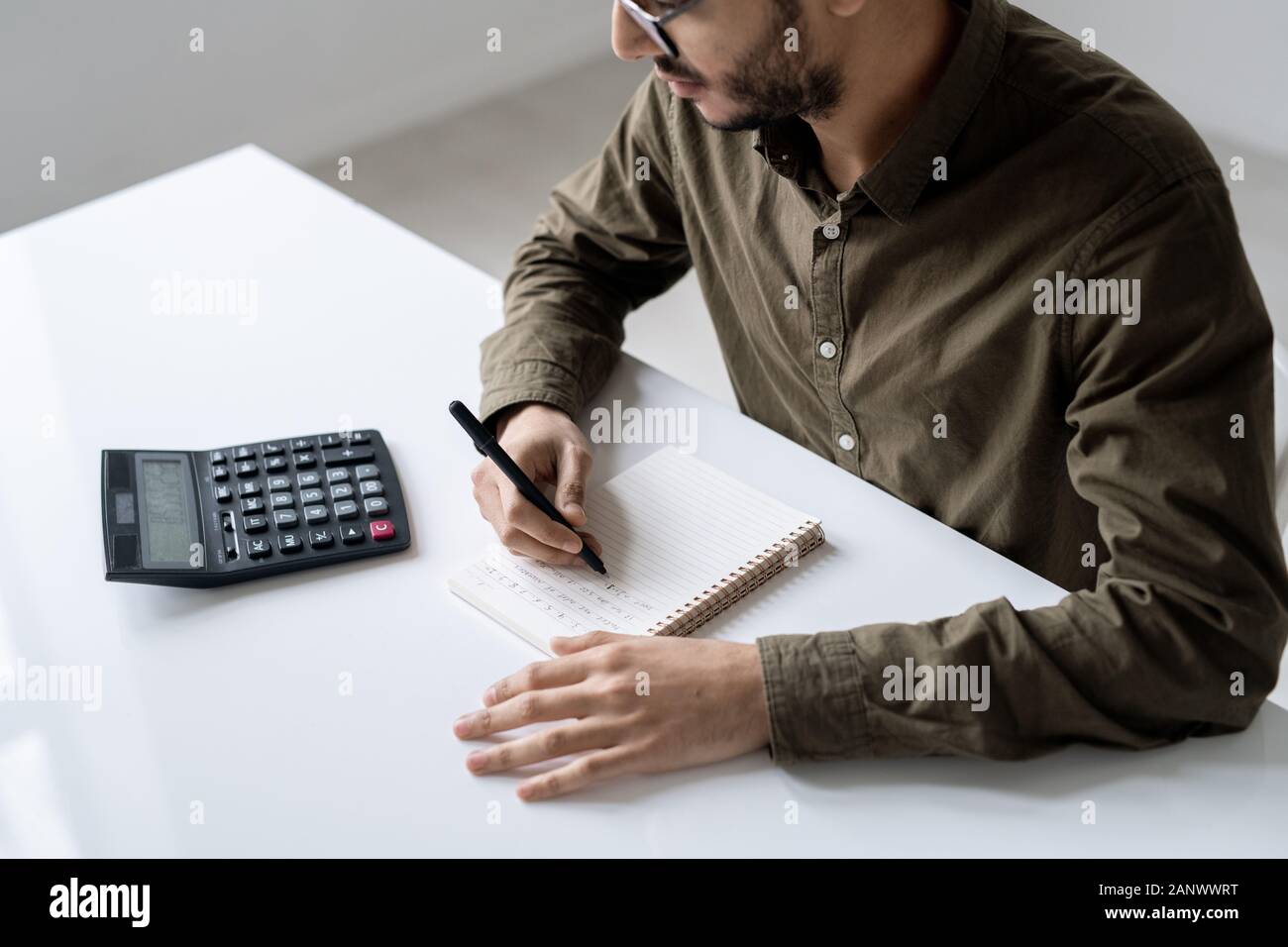 Accountant calculating finance calculator hi-res stock photography and ...