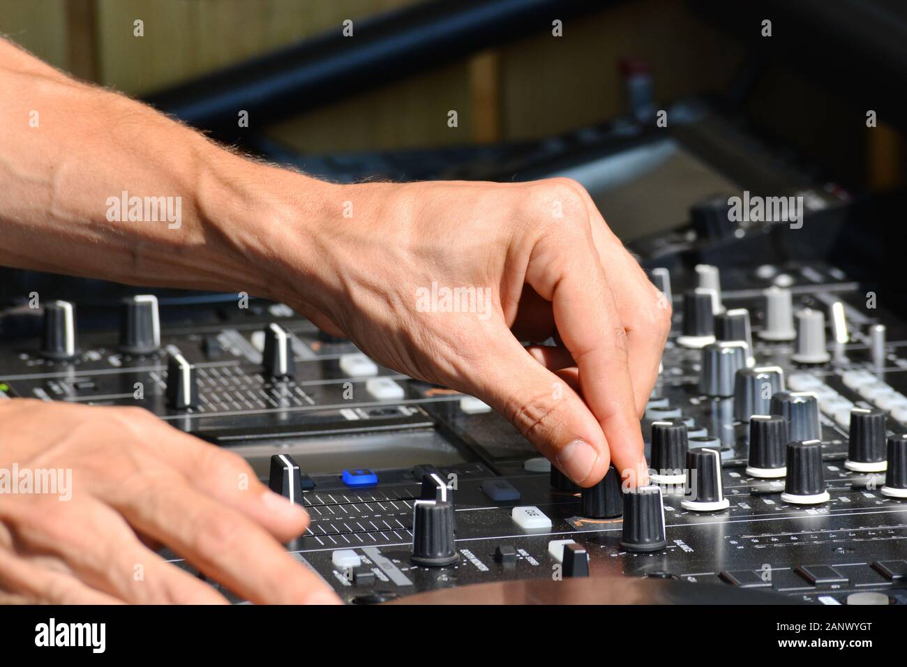 Hip hop party hi-res stock photography and images - Alamy