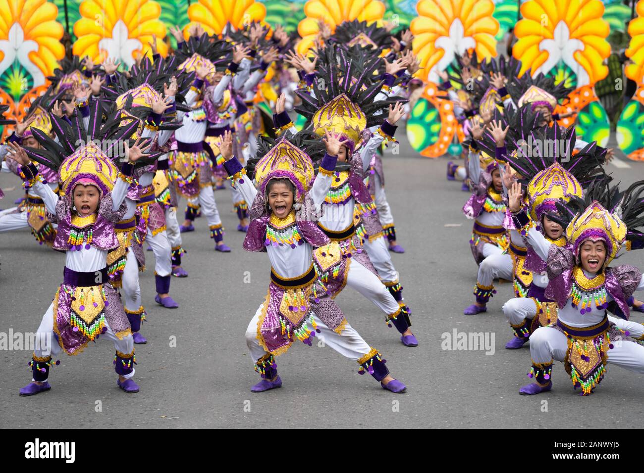 Cebu City, Philippines. 19th Jan, 2020. Street dancers taking part in ...