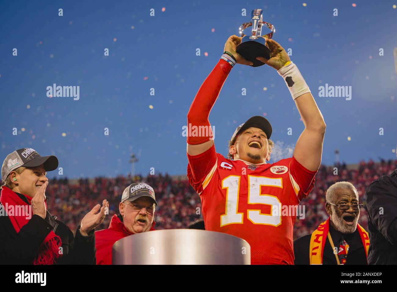 Patrick mahomes trophy hi-res stock photography and images - Alamy