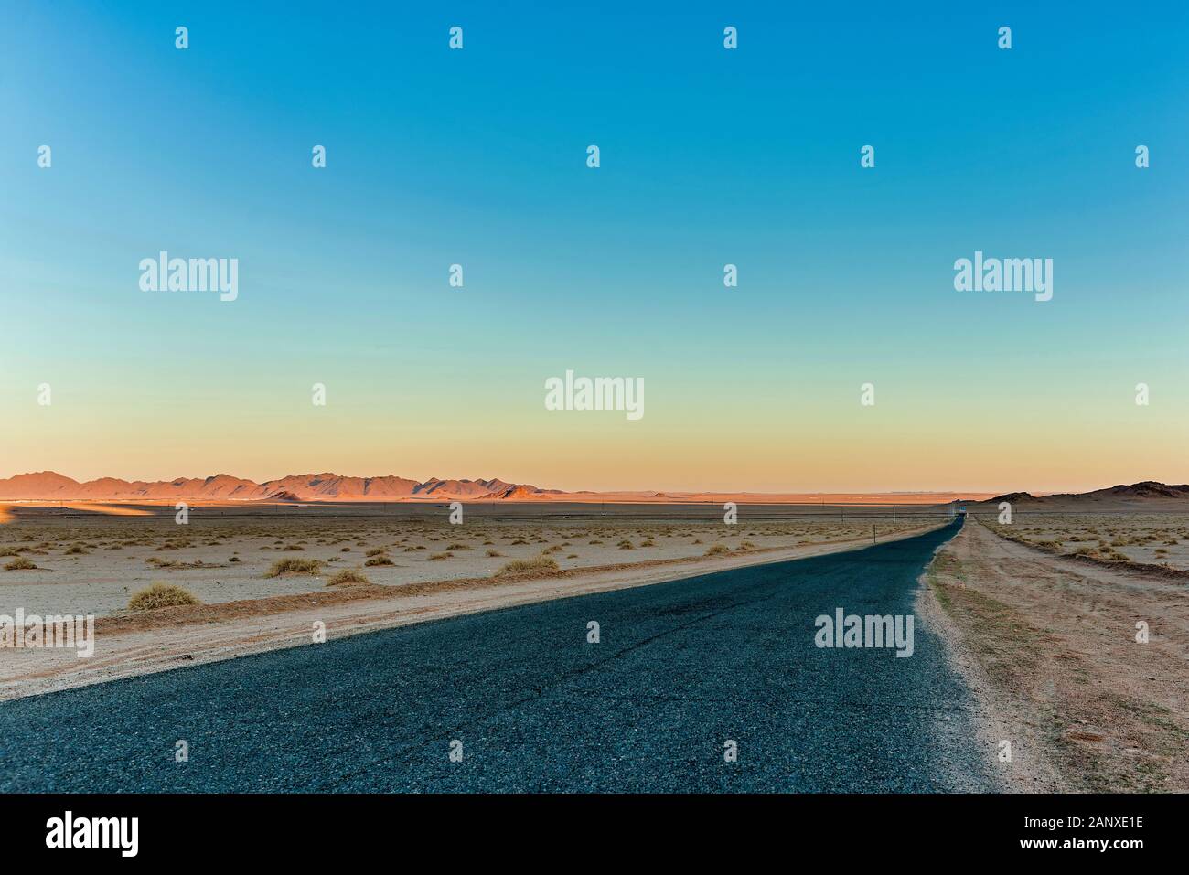 Dawns hi-res stock photography and images - Alamy