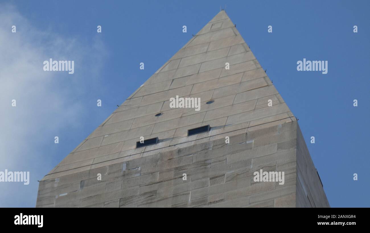 Capstone architecture hi-res stock photography and images - Alamy